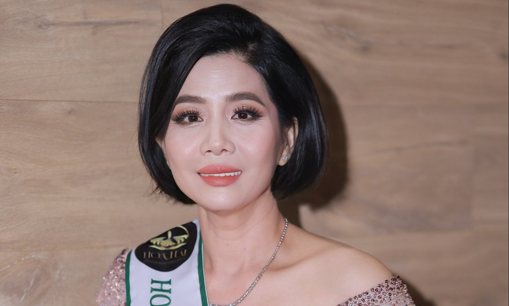 Thí sinh Võ Thúy Ái (SBD 318): Trở Về Tuổi 20, Tuổi Ước Mơ Và Cống Hiến - Hoa hậu Doanh Nhân